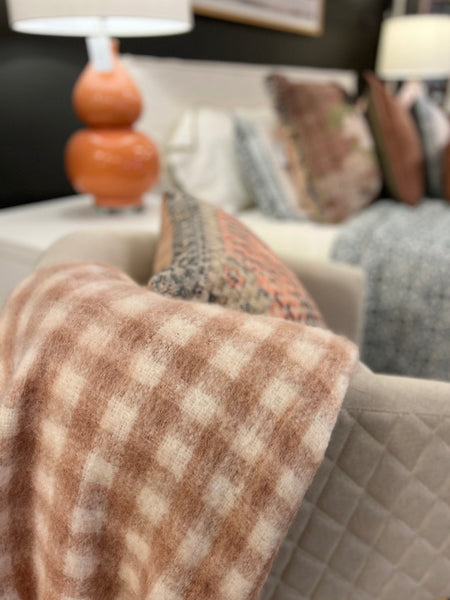 Throws | Sofa, Bed & Linen Throws | Home Goods Hardware
