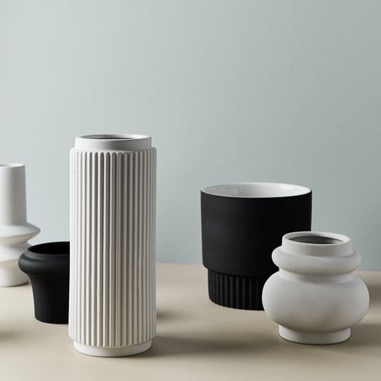 Lucena Pot / Black – Home Goods Hardware